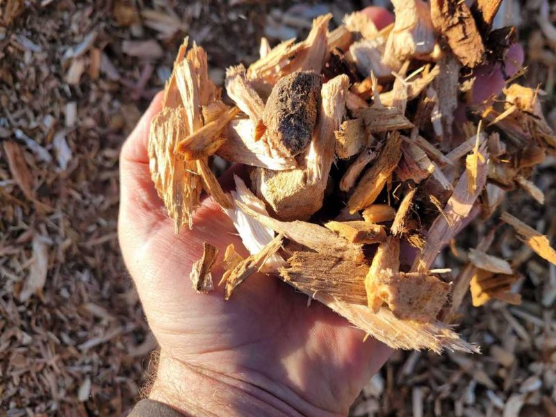 Benefits of Bark Woodchippings - Firewood Fuel MK